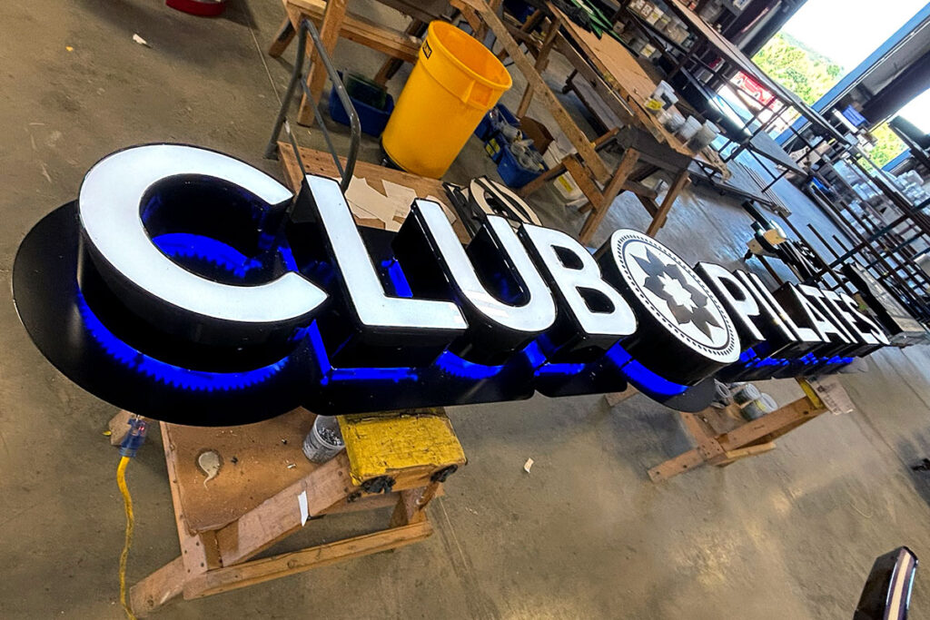 Front/Back Lit | Signfab