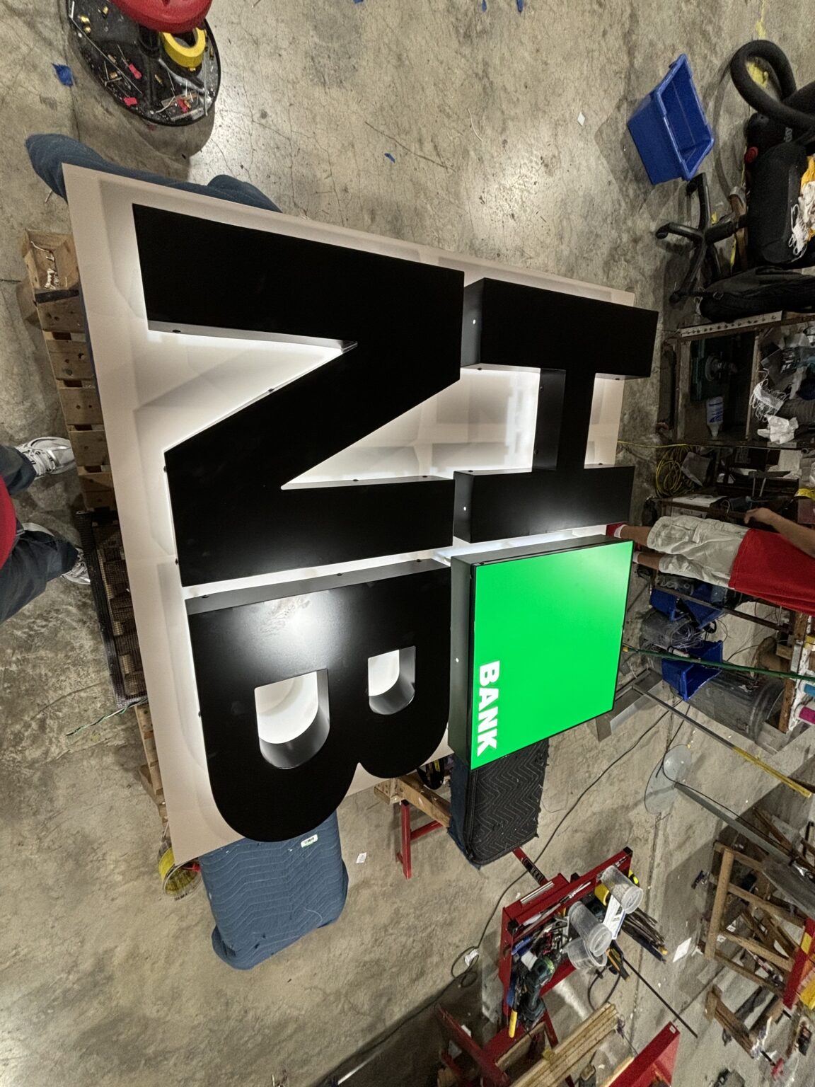 Front/Back Lit | Signfab